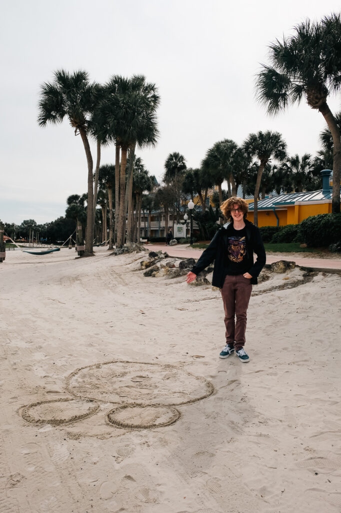 Resort and Skyliner Day: Disney World Days 1 and 2 - Boxy Colonial On ...